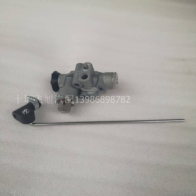 4640023300 3506-00170原厂WABCO威伯科宇通金龙大客车高度阀 - 十堰飞旭汽车零部件有限公司