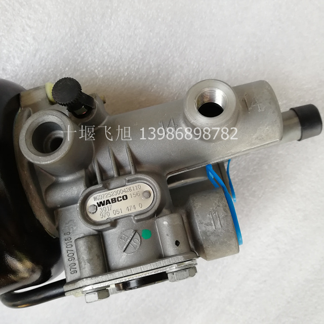 9700514740 WG9725230042原厂WABCO威伯科重汽豪沃离合器分泵助力器 - 十堰飞旭汽车零部件有限公司